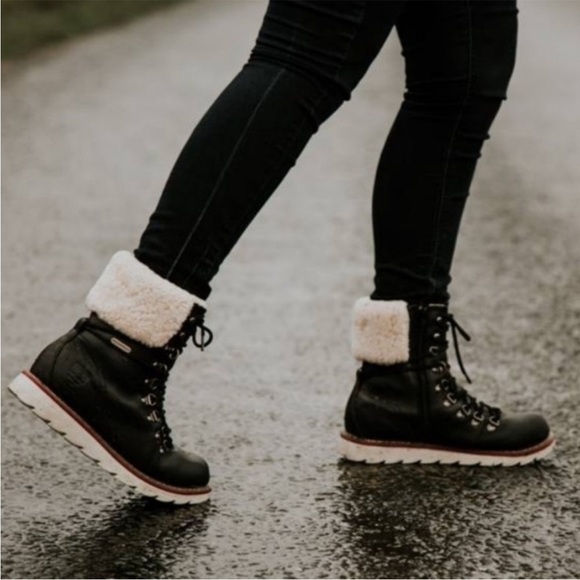 Royal Canadian | Shoes | Royal Canadian Cambridge Black Leather ...